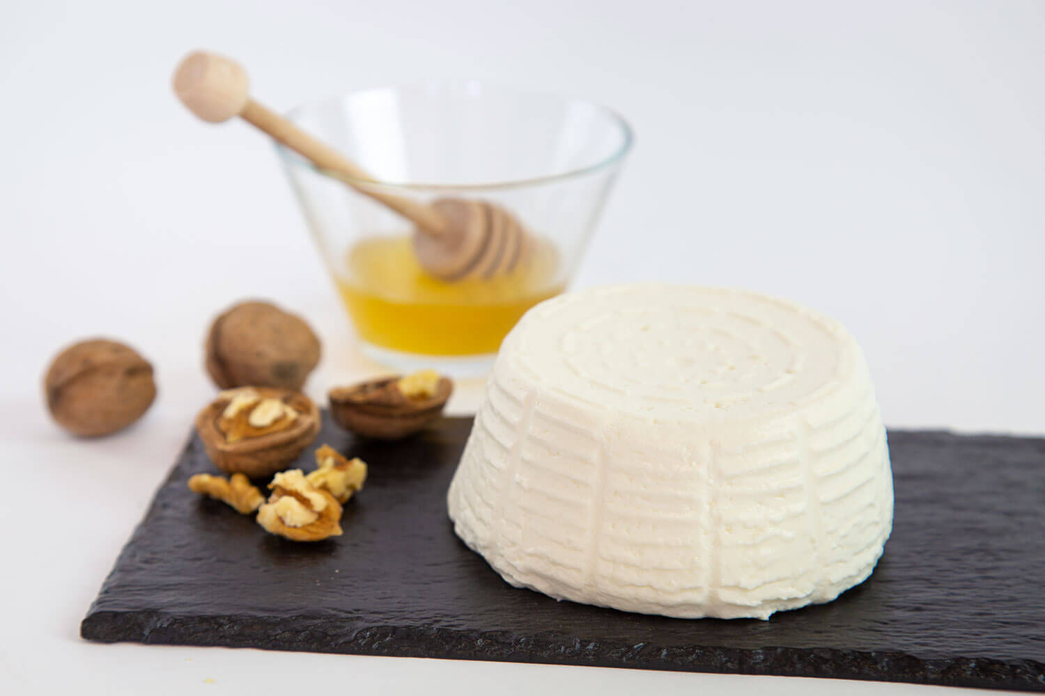 Produzione ricotta fresca | Colceresa, VI | Caseificio Basso